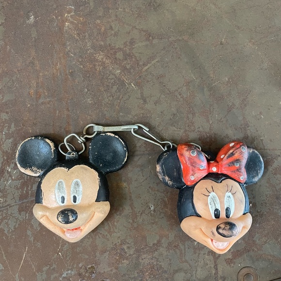 Accessories | Antique Mickey And Minnie Mouse Coin Pouch Keychains ...